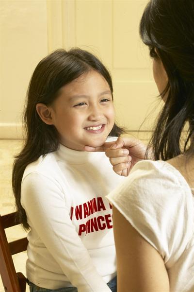 Membesarkan Si Gadis Kecil Membesarkan Si Gadis Kecil